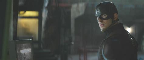 《美队3》最新预告详解冬兵断臂！ 知乎