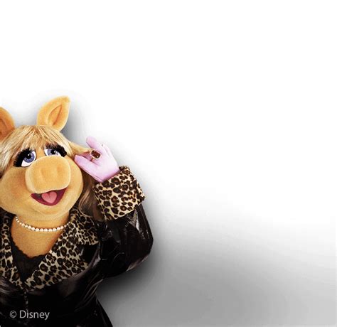 Download Miss Piggy Fashion Pose