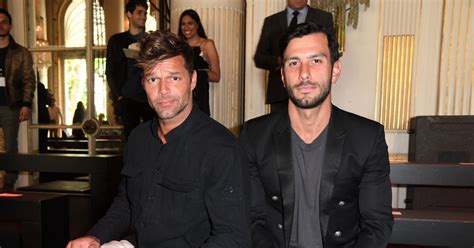 O Cantor Ricky Martin Assumiu Ser Gay Em 2010 Em Novembro De 2016 O