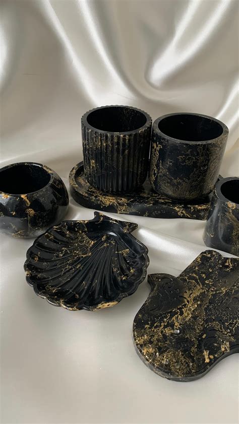 [Видео] «[Видео] «Гіпсові кашпо Декор Фотореквізит Підсвічники Вироби з гіпсу On Instagram