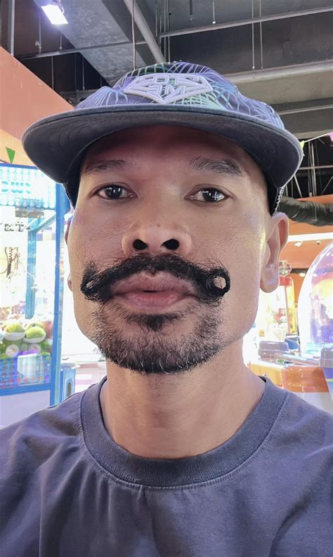 ក្រោយផ្ទុះការរិះគន់យ៉ាងចាស់ដៃ លោក ឯម រៀម ចេញមកសុំទោស បន្ទាប់ពីធ្វើឲ្យប៉ះពាល់ដល់ «បេះដូង