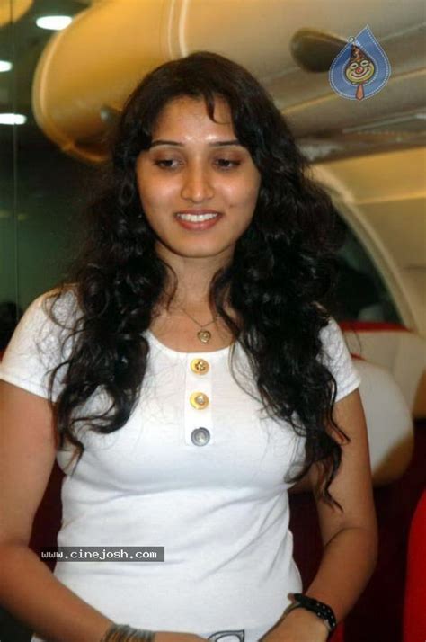 Lalithya New Stills Photo 40 Of 45