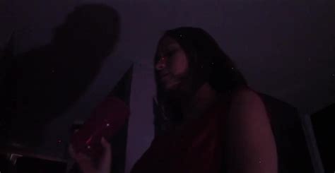 Sexy Woman Kills Men Video 4