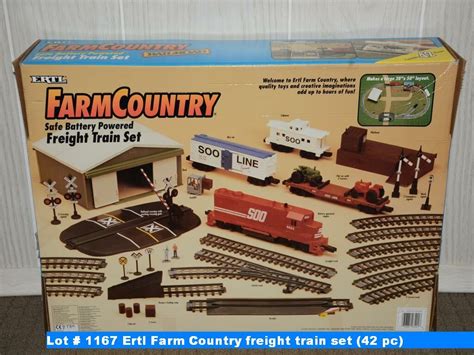 Ertl Farm Country Freight Train Set 42 Pc Bodnarus Auctioneering