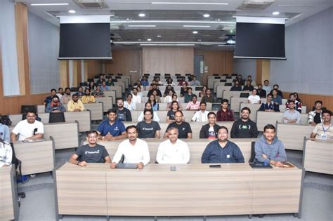 Flutterflow Flutterflowai Techinnovation Aiintech Startups Flutter Nikhil Jeshani