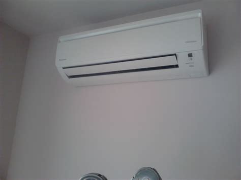 За Климатици Daikin