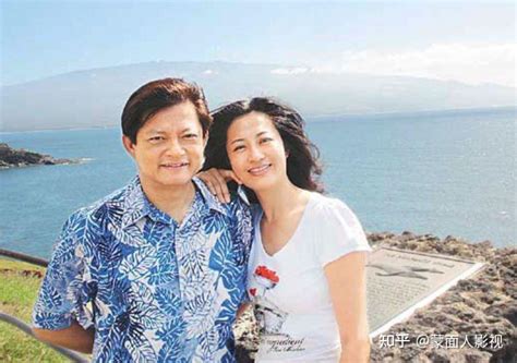 65岁莫华伦与王冰冰：甜蜜蜜的婚后蜜月照，婚姻再次绽放光彩 知乎