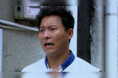 你是我的眼妻子被记者采访经纪人却让丈夫躲起来场面很尴尬