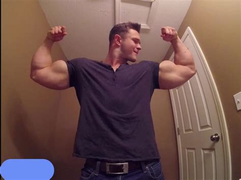 JOEY COCKY FLEXING ThisVid Com