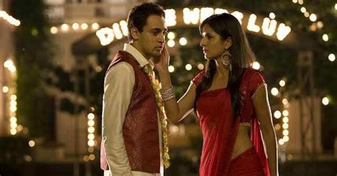 10 बातें जो सेक्स के दौरान पार्टनर से भूलकर भी नहीं कहनी चाहिए