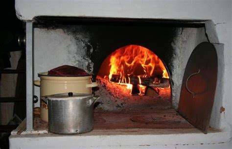 Дым валит в помещение при растопке печи как найти выход из неприятной ситуации Home Decor