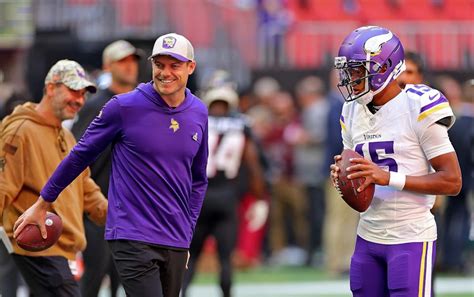 Why Josh Dobbs Vikings Debut Was Even More Impressive Than You Think Yahoo Sports