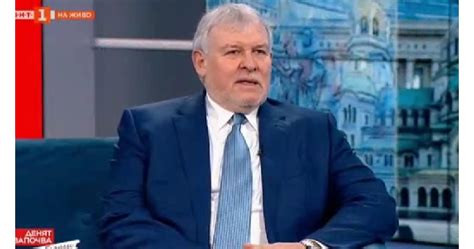 Лидерът на СДС Румен Христов Доган може да дръпне килимчето на правителството