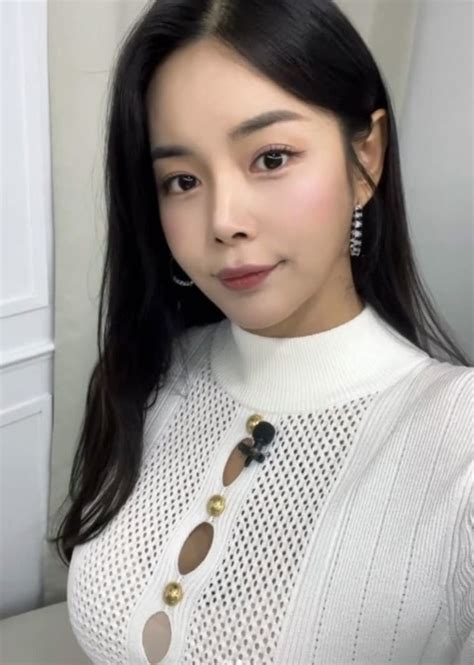 조정민 가수 프로필 나이 맥심 화보 몸매 결혼 남편