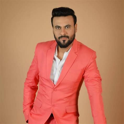 Shahid সিনেমাহলে বিনা পয়সায় দেখিয়েছেন নিজের ছবি রঙিন জীবন শাহিদ ইমামের