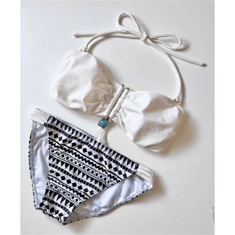 Murua ★新品★muruaムルーア 水着 M バンドゥビキニの通販 By かれん♪定期再出品｜ムルーアならラクマ