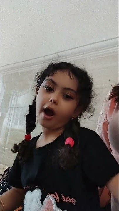 دختر شیطون بلا ببین چه میکنه اخه😍 Youtube