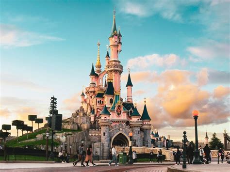 Диснейленд в Париже полностью обновят — подробности на Яндекс Путешествиях
