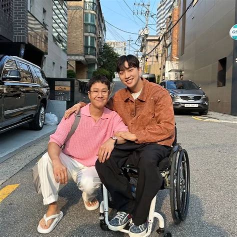 ‘위라클 박위 父 박찬홍 감독 “전신마비 아들과 산티아고 걷는 기적 바라”