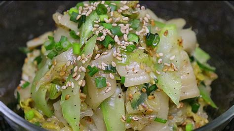 묵은지신김치요리 묵은지무침 묵은지볶음 더이상 기름지게 볶지말고 무침하세요~신김치 네이버 Tv