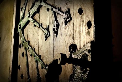 Our Top Tips For Introducing Your Neighbors To Your Secret Sex Dungeon