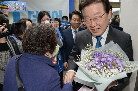 이재명 개딸 비명계 공격에 조작된 이미지까지 동원내부공격 멈춰야 파이낸셜뉴스