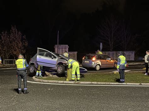 Accidente En El Cruce Hacia El Espinar En La N Vi La Voz De El Espinar