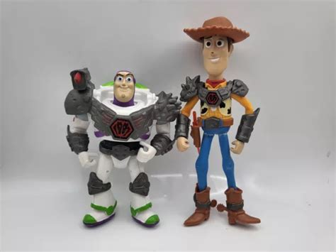 Disney Toy Story That Time Forgot Buzz Lightyear And Woody Small Figures