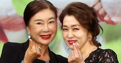 포토]김청 문희경 어머니들의 하트