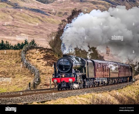 This Is The Lms Royal Scot Class 7p 4 6 0 46115 Scots Guardsman Steam