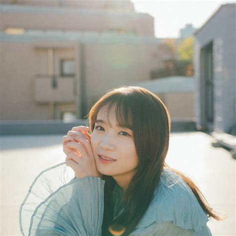 「生足綺麗すぎる」元乃木坂46・人気メンバー、ミニスカユニフォーム姿でキックインに反響「サッカー美女」「天使やん♡」：「おっ！」でつながる地元