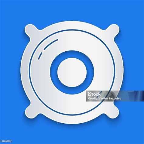 파란색 배경에 격리된 스테레오 스피커 아이콘을 종이 잘라냅니다 사운드 시스템 스피커 음악 아이콘입니다 음악 기둥 스피커베이스 장비 종이 아트 스타일 벡터 일러스트레이션 3