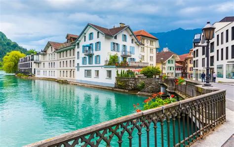 Travel To Interlaken A Swiss Famous Destinations