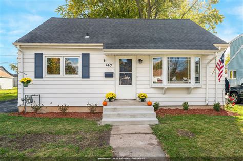 140 W Cecil Street Neenah City Of Neenah Wi 54956 239 900 Mls