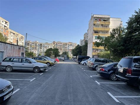 Ремонтирани са над 15 междублокови пространства в кварталите на Враца снимки