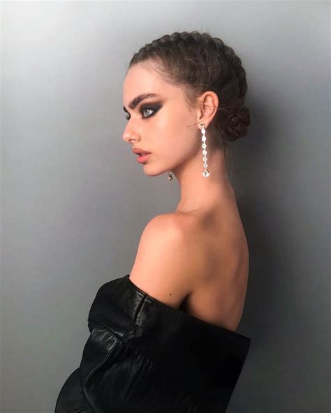 Picture Of Yael Shelbia