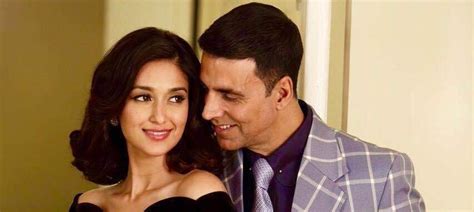 Akshay Kumars ‘rustom Doesnt Quite Capture The Hysteria Surrounding