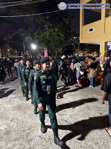 ស្នងការរាជធានីភ្នំពេញ ណែនាំឱ្យបញ្ឈប់ជាបន្ទាន់ រាល់សកម្មភាពលេងប៉ាតម្សៅ គប់ទឹក បាញ់ទឹក