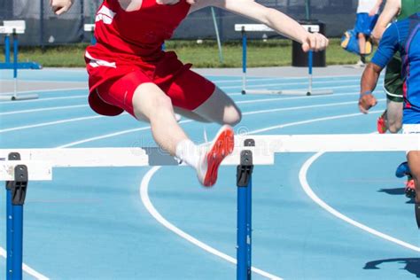 How Tall Are Hurdles In High School Track At Erica Ferguson Blog