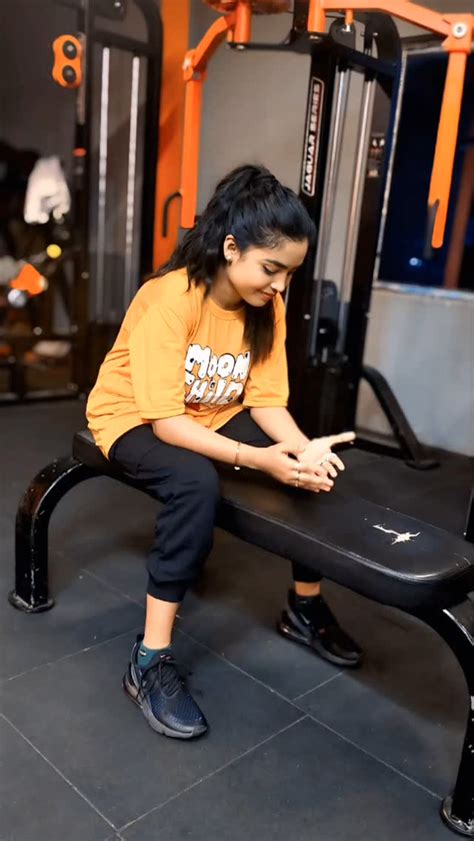 Jenny Khan Its Jennykhan8639 • Instagram Photos And Videos