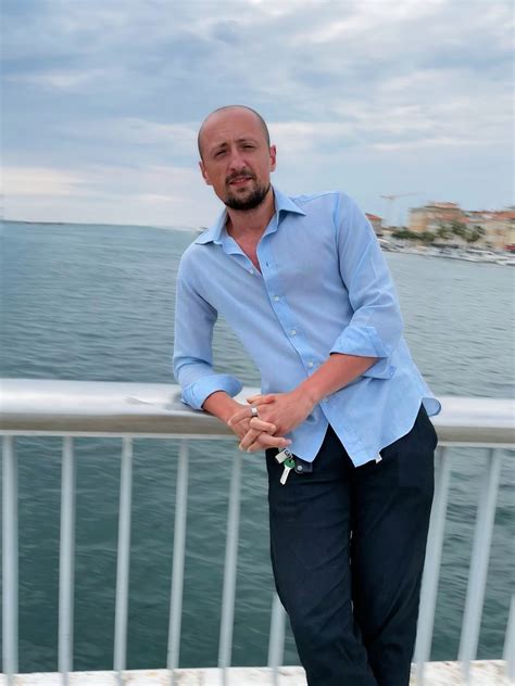 about klajdi beqiraj medium