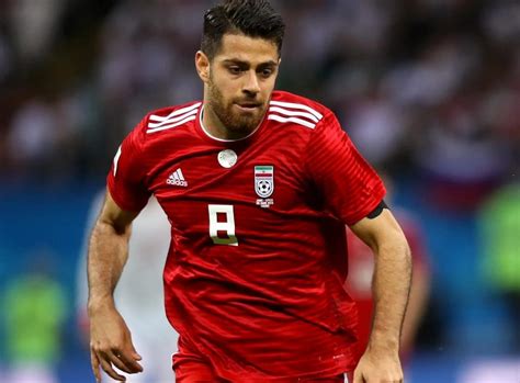 حمایت پورعلی گنجی از بازیکن اخراجی پرسپولیس عکس رویداد24