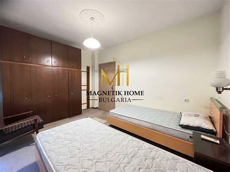 Бургас КЪЩА ЗА РАБОТНИЦИ БРИГАДА с 4 спални 2 кухни 2 бани 2 паркоместа и голям двор в ж к