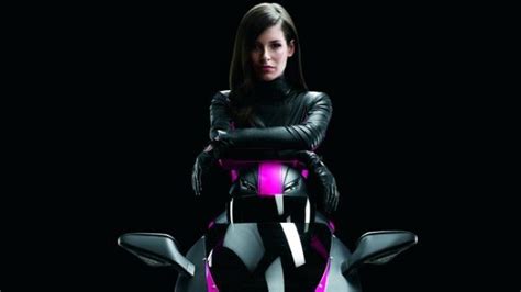 Meet Carly Foulkes The T Mobile Girl Business Insider