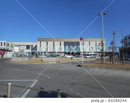 拝島駅の南口の写真素材 63266244 PIXTA