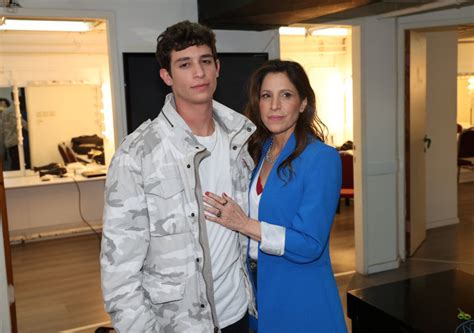 לא רק הבן של אורנה הצעד הגדול הבא של אמיר בנאי Tmi