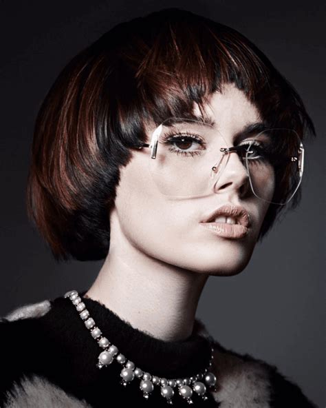 30 Iconic 90s Grunge Haircuts To Revive Your Look