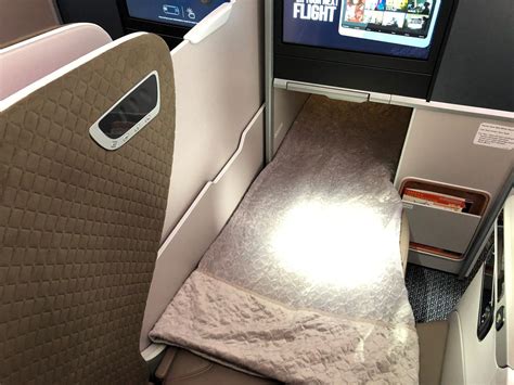 Review Singapore Airlines Boeing 787 10 Regional Business Class