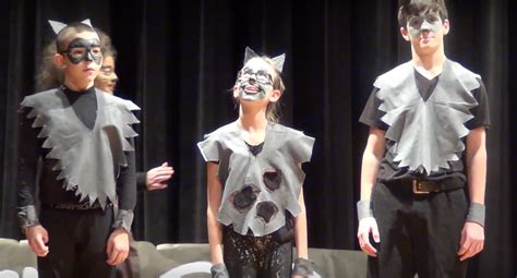 Pin By Jodi Dobernigg On Lion King Costume Lion King Play Lion King