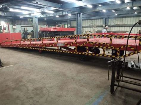 Mild Steel Hydraulic MOVABLE DOCK RAMP Size Capacity Upto Ton Lifting Capacity Ton At